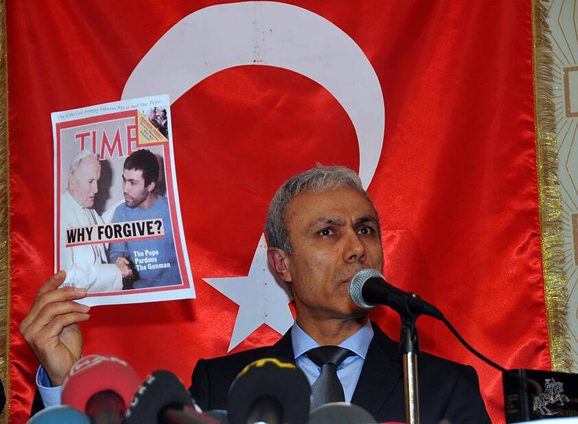 Mehmet Ali Ağca: Unerwarteter Gast bei Papstbesuch in der Türkei | Die ...