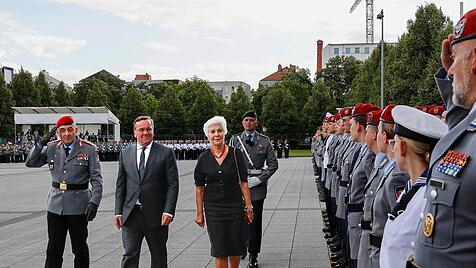 Claus Schenk Graf Von Stauffenberg