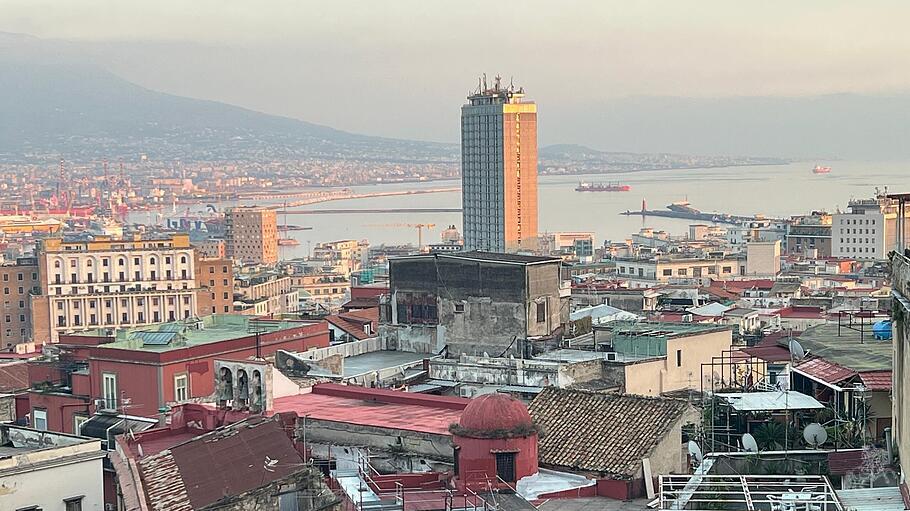 Neapel: Poröse Existenz am Vesuv | Die Tagespost