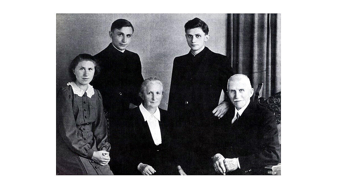 Ratzinger-Brüder: Gelebter Glaube als Fundament der Liebe | Die Tagespost